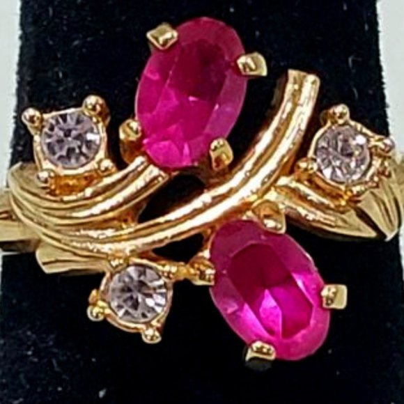 Avon | Jewelry | Vintage Avon Ring Royal Radiance Size 65 | Poshmark